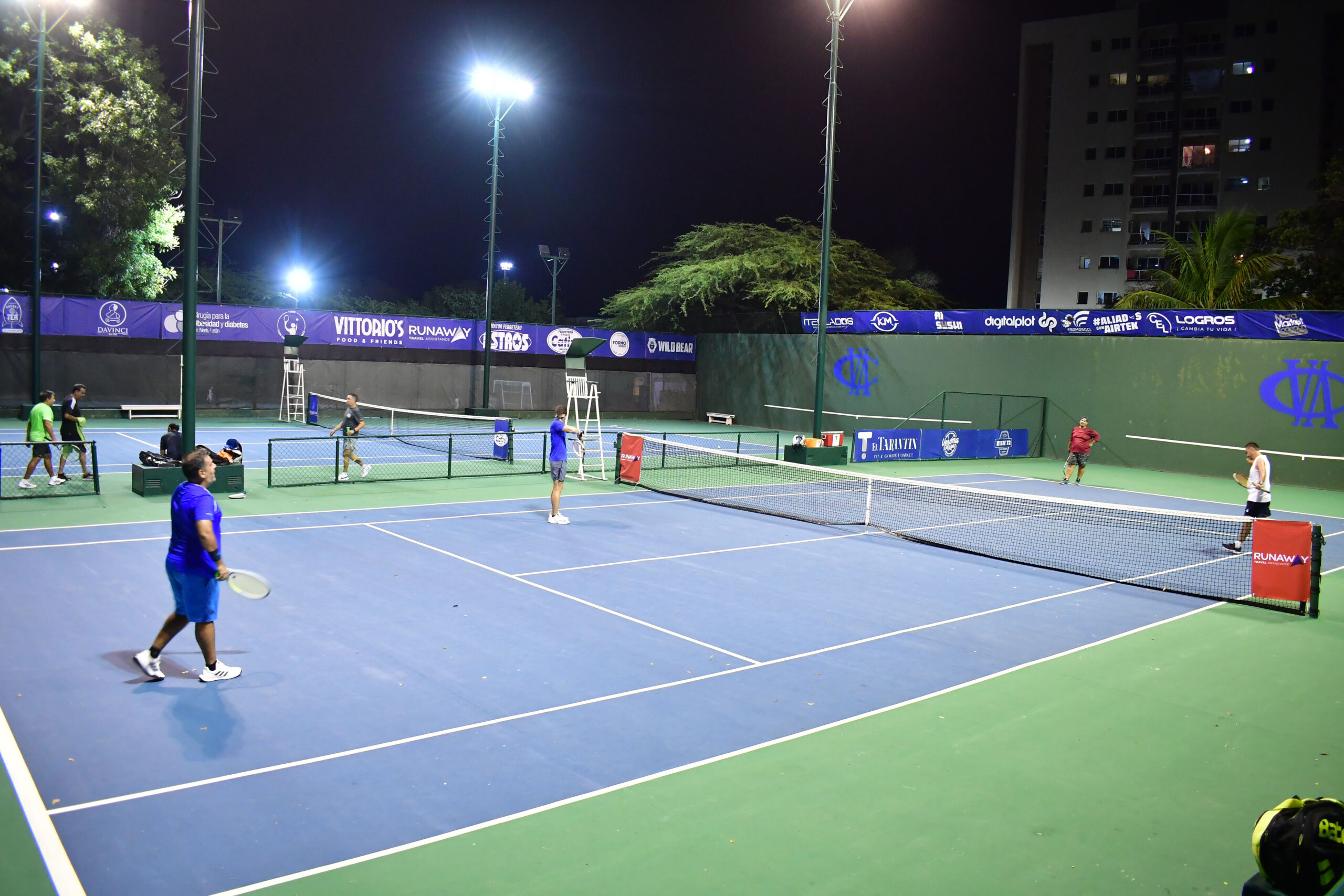 Inicia la primera Copa de Tenis Runaway Travel Assist en el CVA - The Backhand Sports