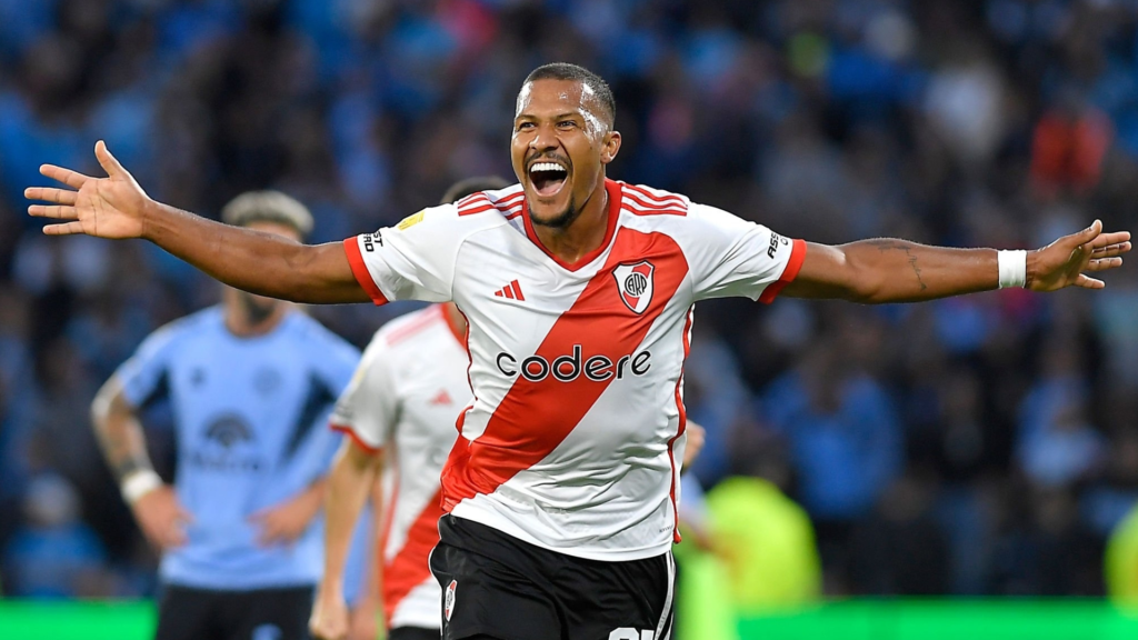 Salomón Rondón llegó a 10 goles con River Plate - The Backhand Sports